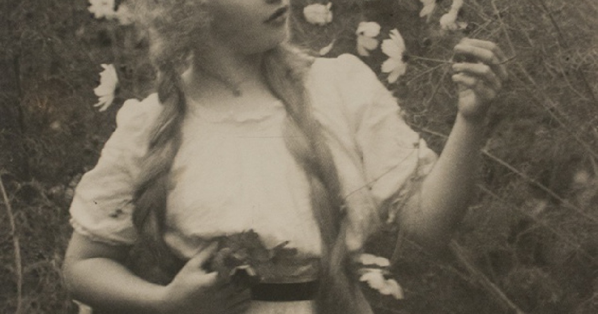 ALWAYS SOMETHING UNNERVING IN PAUL OUTERBRIDGE PHOTOGRAPHS | Bruce Silverstein